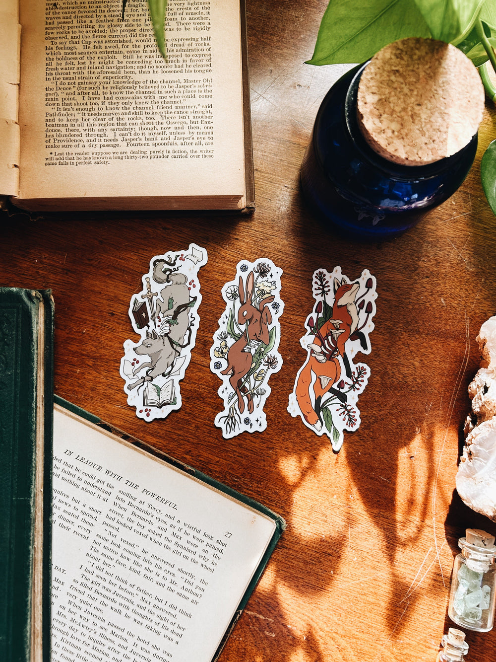 Immersive fantasy merchandise for books and brands. – Fablewood Goods